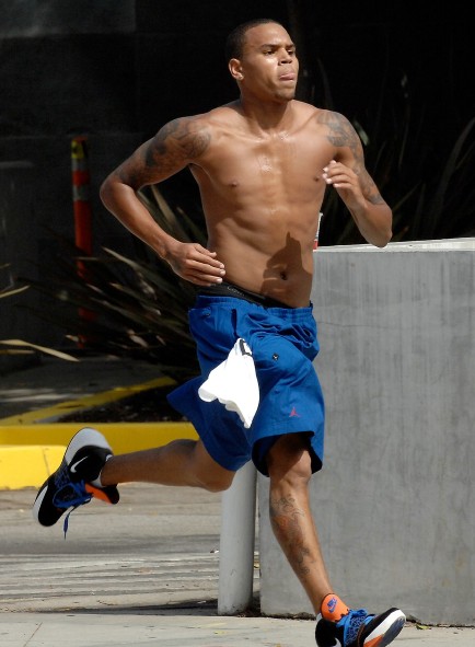 Chris Brown Workout Routine Chris Brown Workout Routine – FitFreely Chris Brown Workout Routine Chris Brown Workout Routine – FitFreely